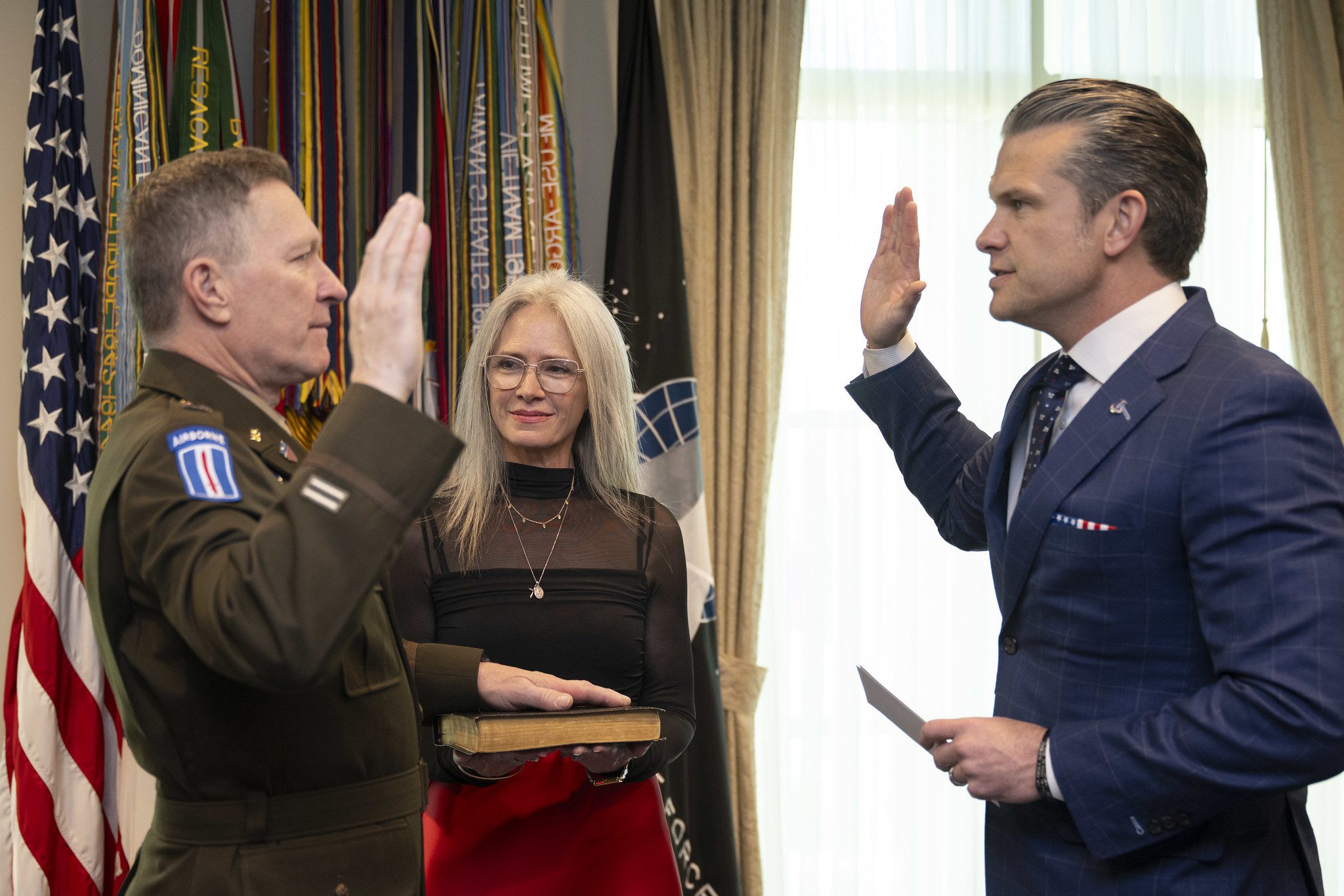 Country Star Craig Morgan Receives A Promotion In The Army Reserve From ...