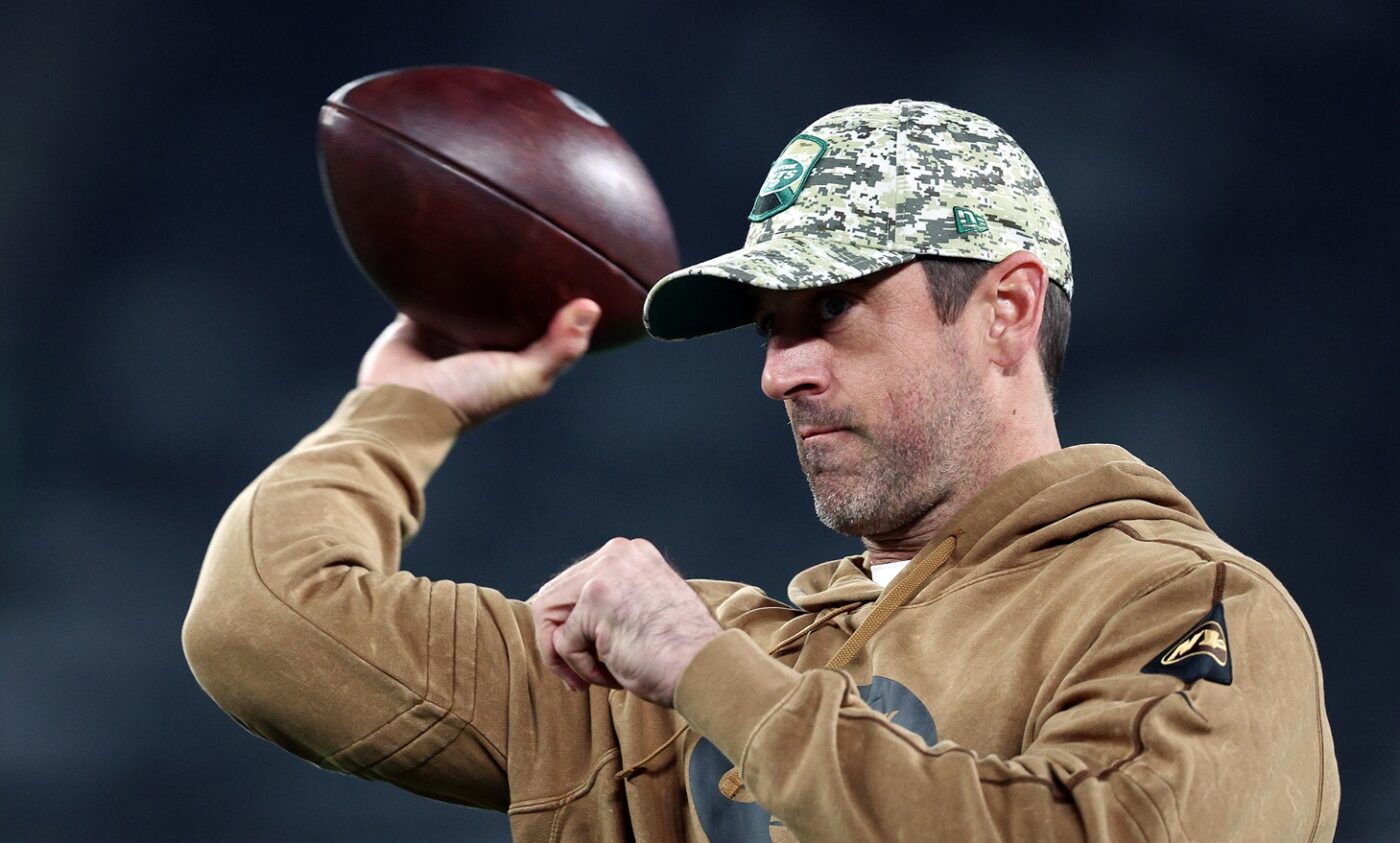 Aaron Rodgers Planning “Mid-December” Return To Football & That’s Just ...