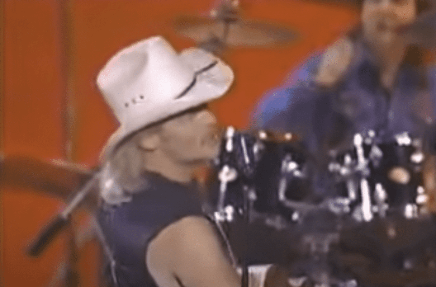 ACM Awards 1994: Alan Jackson Sends Middle Finger To Producers To ...