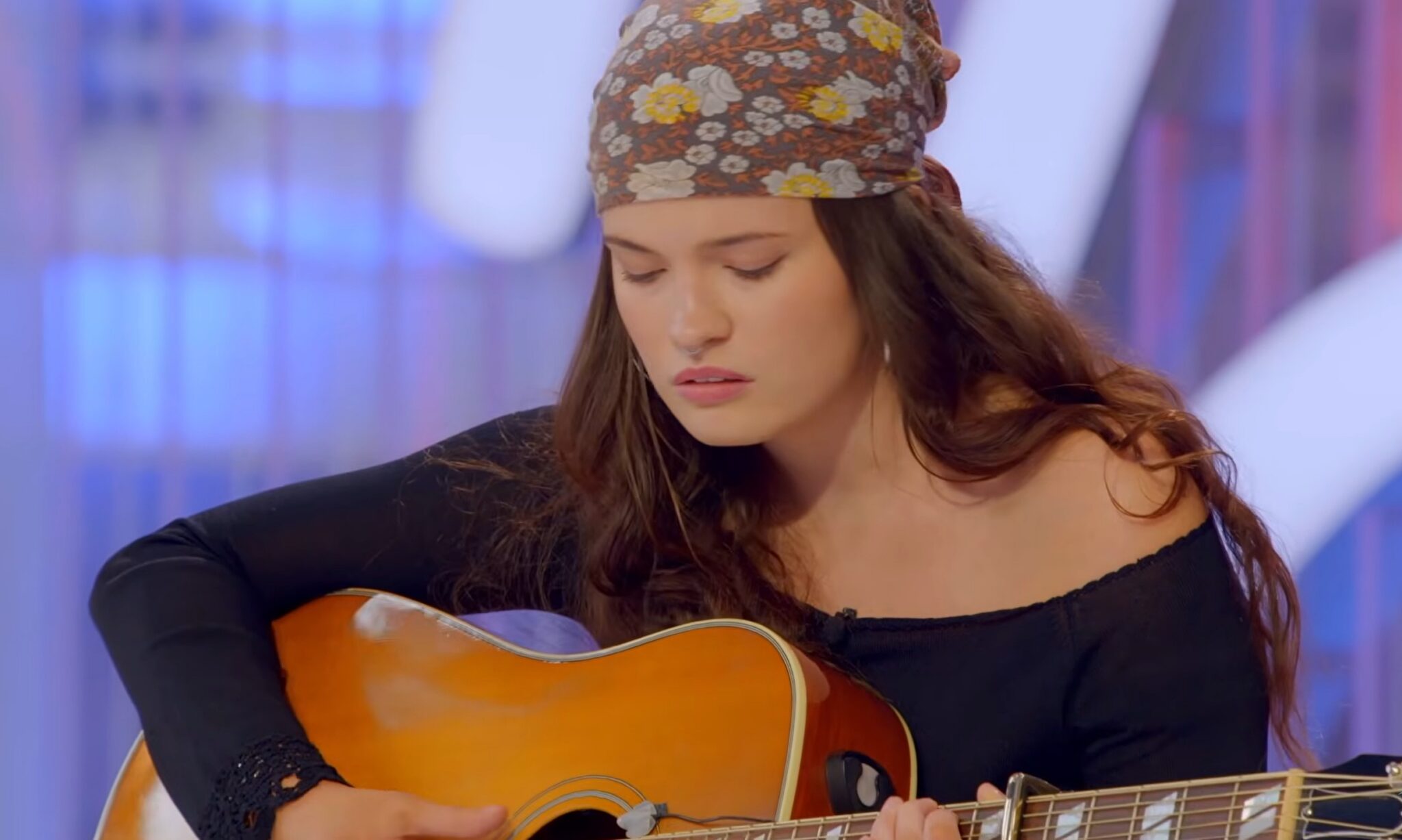 ‘American Idol’ Contestant Bella Emry Delivers Hauntingly Beautiful ...