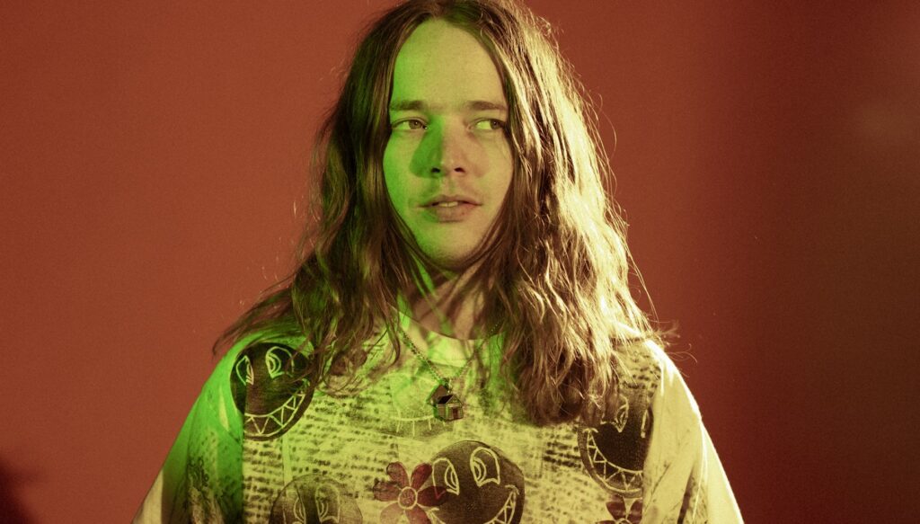 Billy Strings Announces His Inaugural ‘Ionia Freak Fair’ Festival In ...