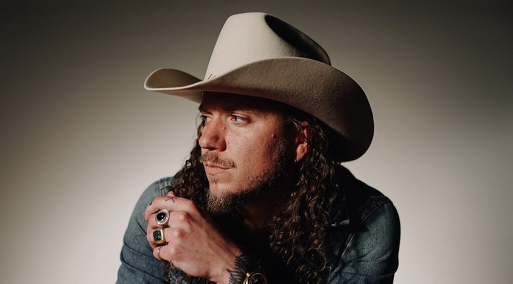 Brandon Lake Teases Powerful New Song Co-Written With Lainey Wilson ...