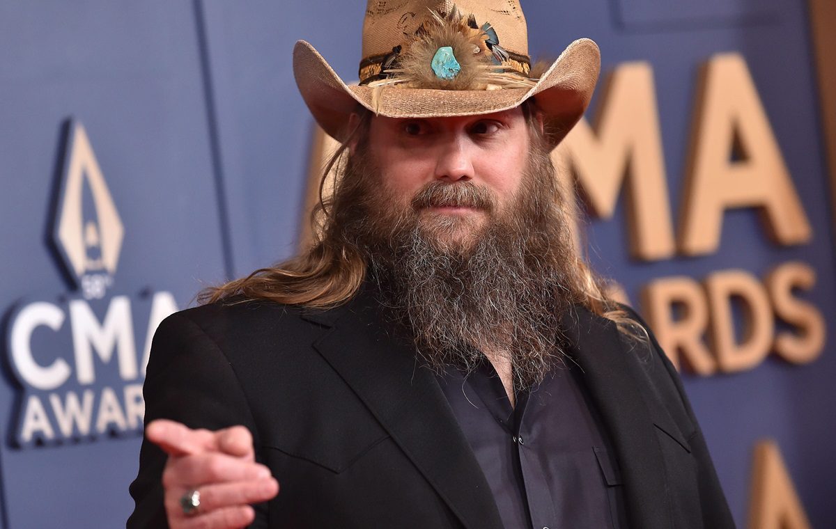Country Fans Are Upset (Huh?) That Chris Stapleton Keeps Winning CMA ...