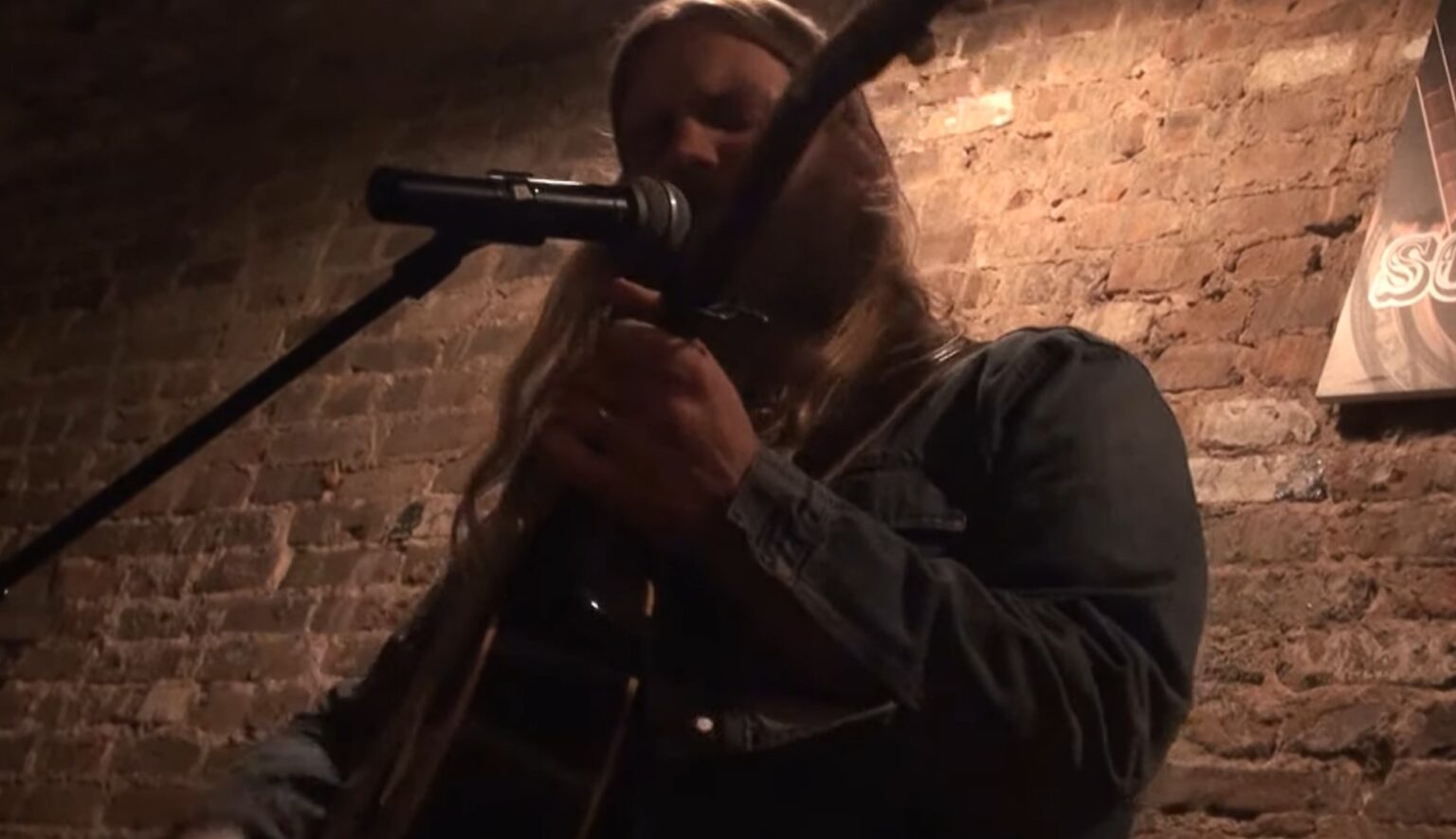 Watch Chris Stapleton Sing The Massive Country Hit That Paid For His ...