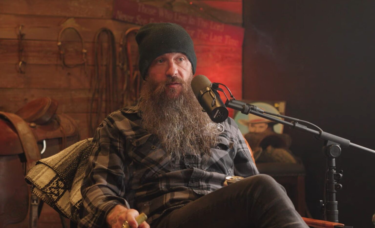 Cody Jinks Says Luke Combs Went Out On A Limb Taking Him On Tour: “Do ...