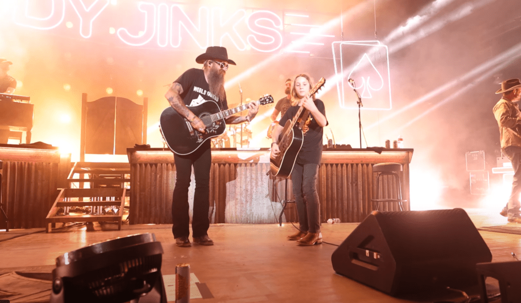 Cody Jinks Brings Out His Son Larson For Killer Performance Of “Hippies ...