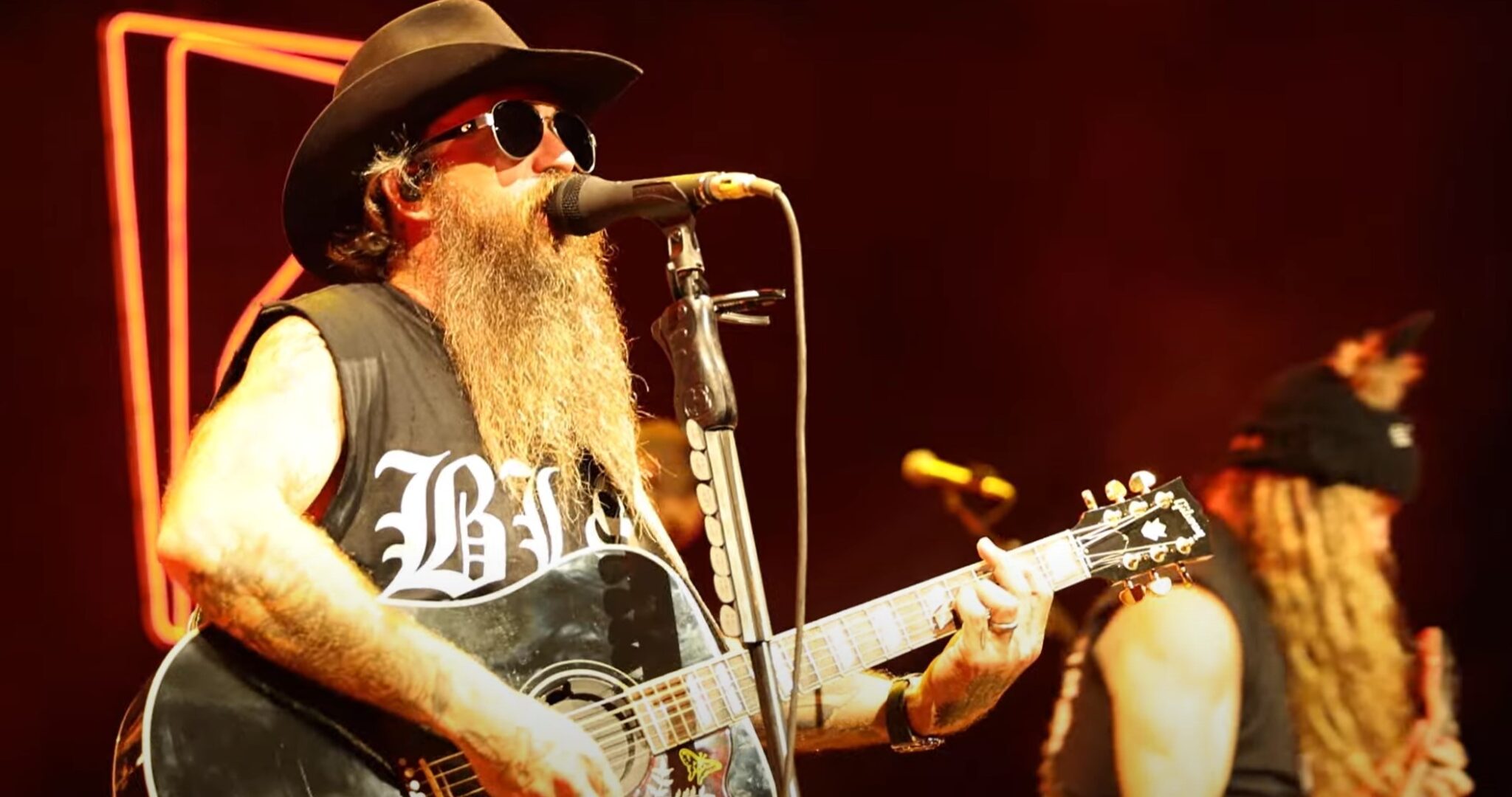 Cody Jinks Teams Up With Zakk Wylde For Rocking AC/DC Cover, “It’s A ...