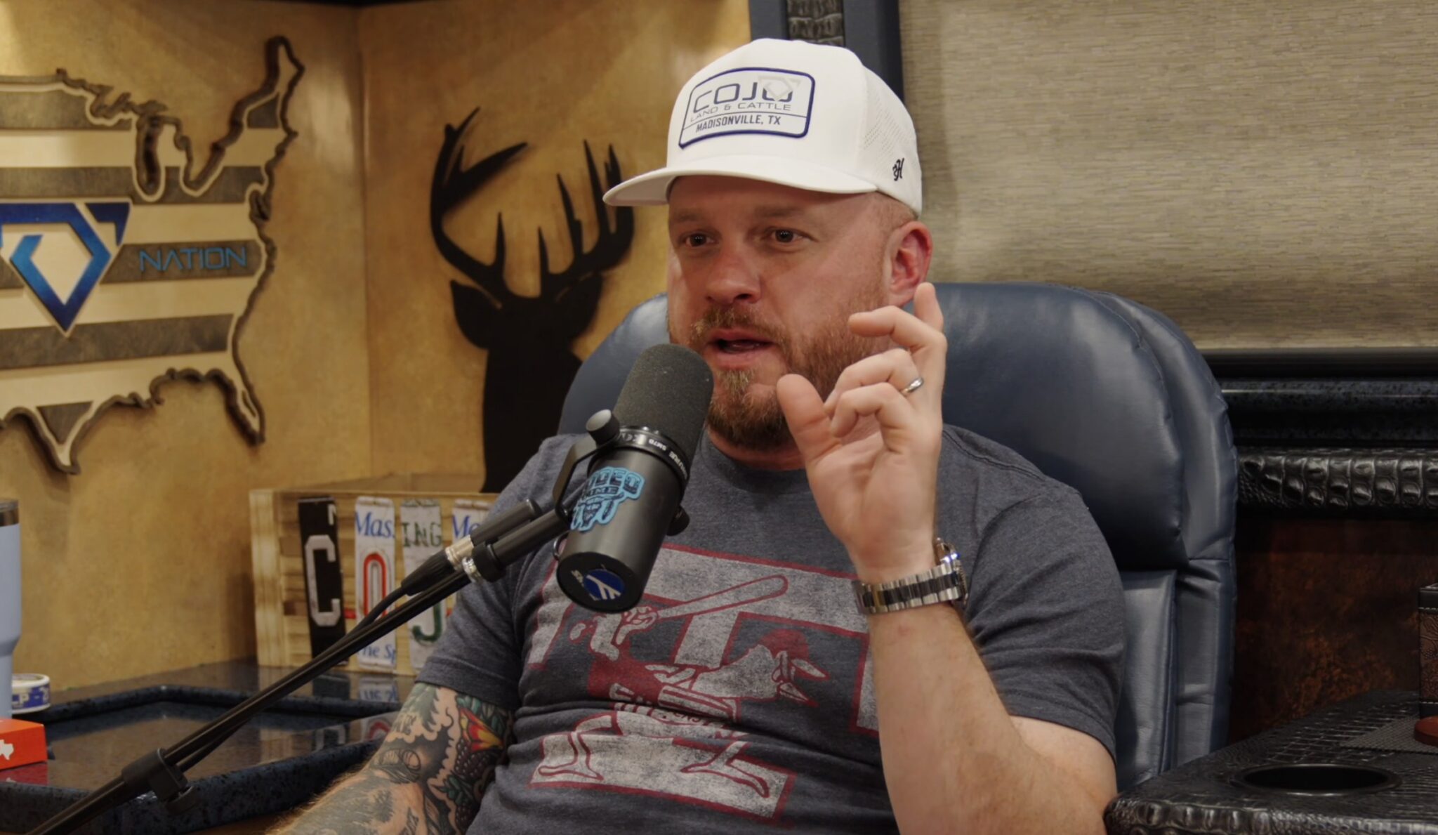 Cody Johnson Recalls Terrifying Moment His Plane Started Plummeting ...