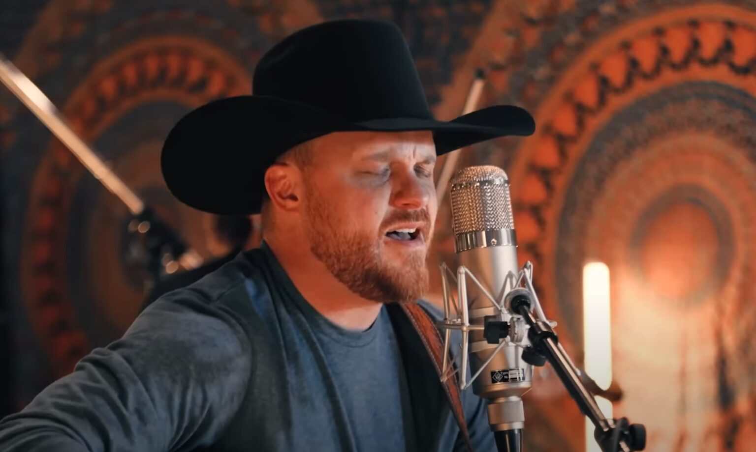 Before Committing To Country Music, Cody Johnson Was A Prison Guard ...