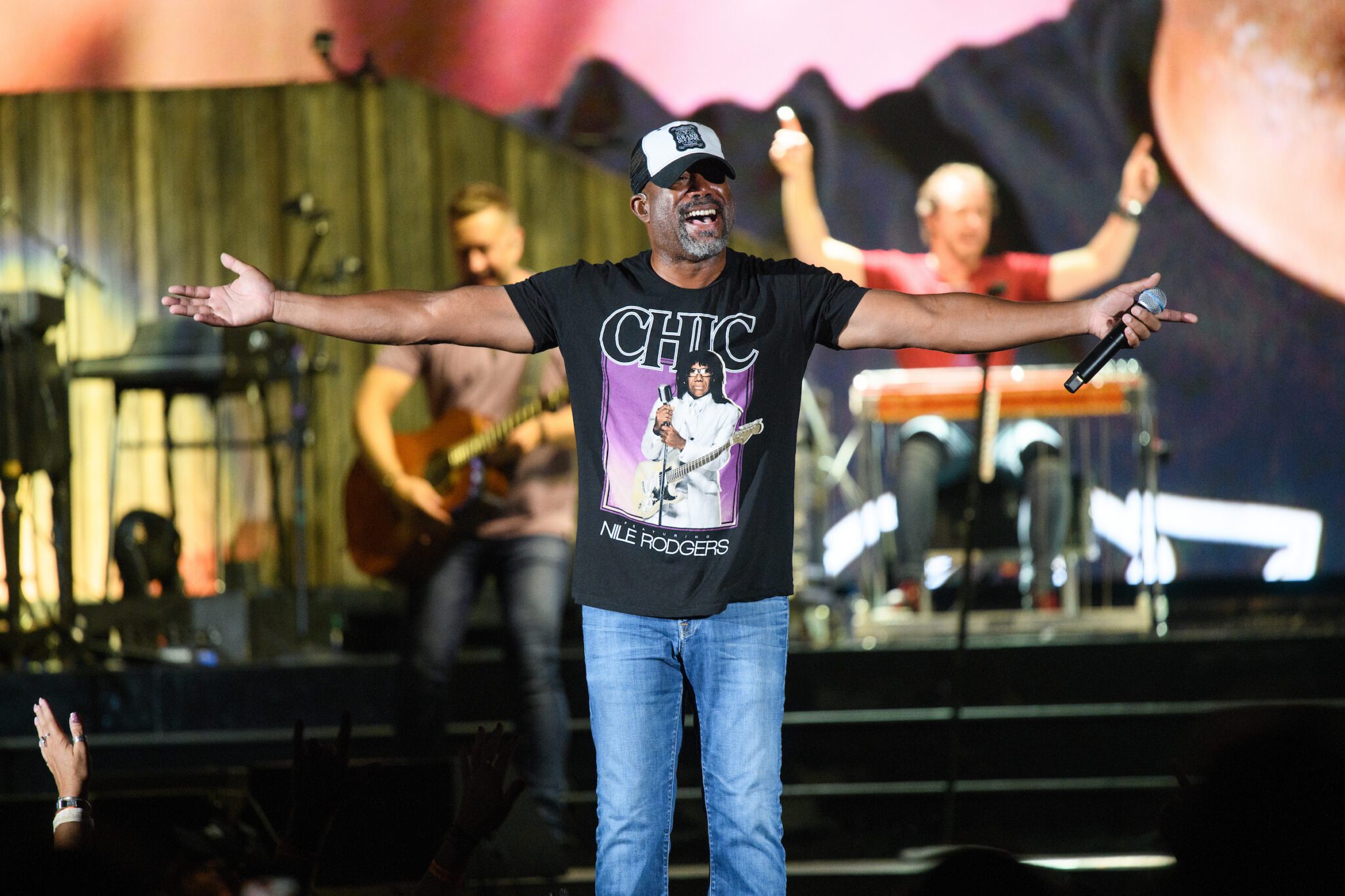 Darius Rucker Is Now A NASCAR Cup Series Team Owner | Whiskey Riff