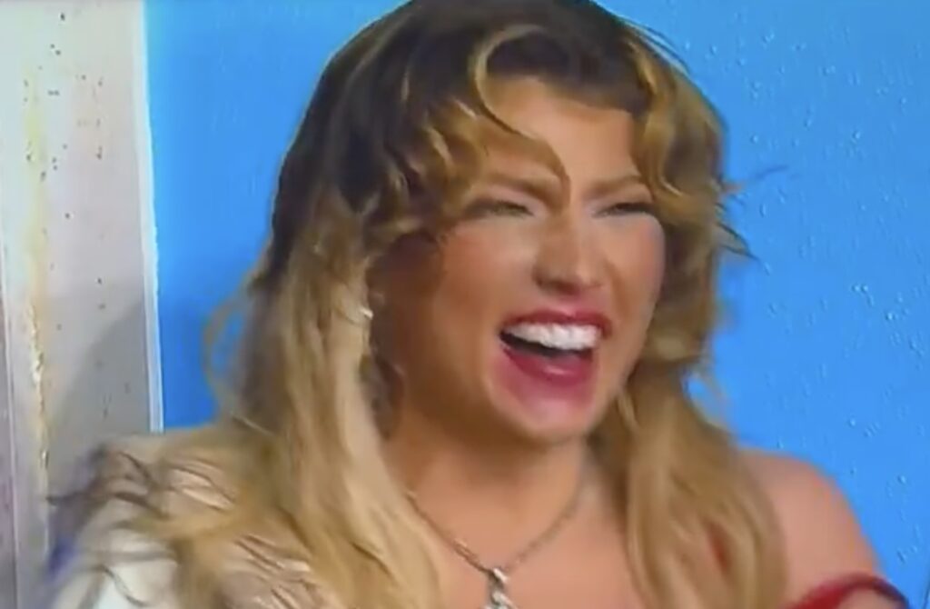 Dasha Suffers Embarrassing Makeup Malfunction During Macy’s ...