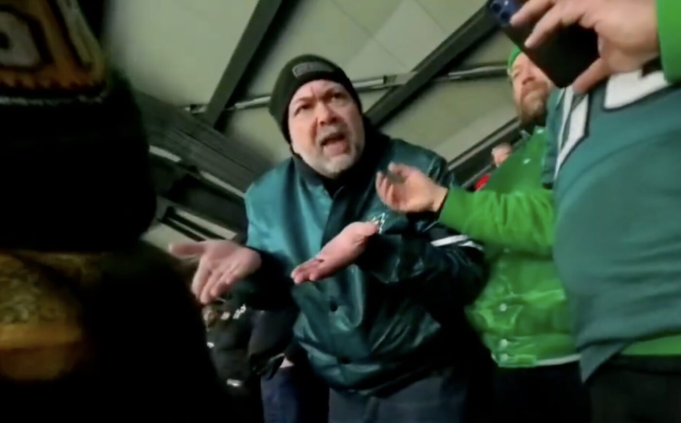 Disgusting Philadelphia Eagles Fan Harasses Female Green Bay Packers ...
