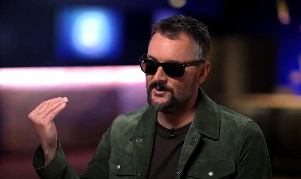 Why You Won’t Ever See Eric Church On Stage Without His Sunglasses ...