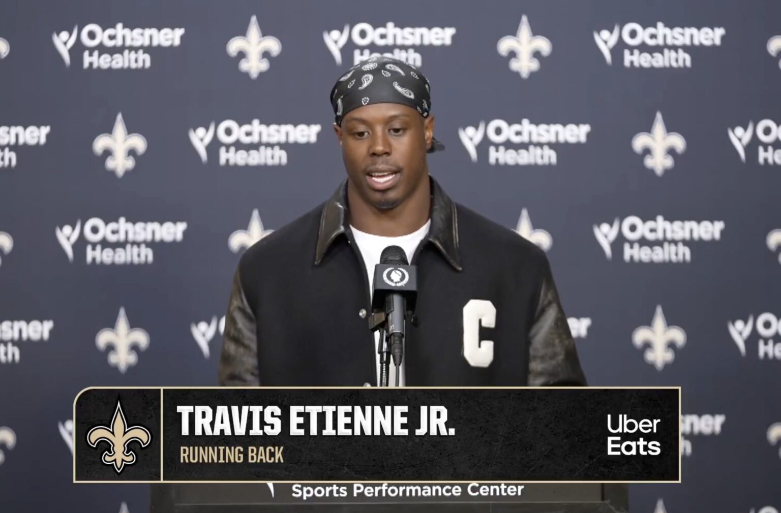 The Internet’s Mind Is Blown After Saints Running Back Travis Etienne ...