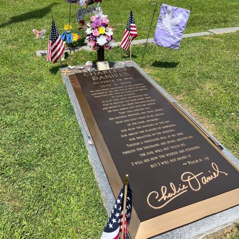 Country Music’s Final Resting Place: How To Visit The Graves Of Some Of ...