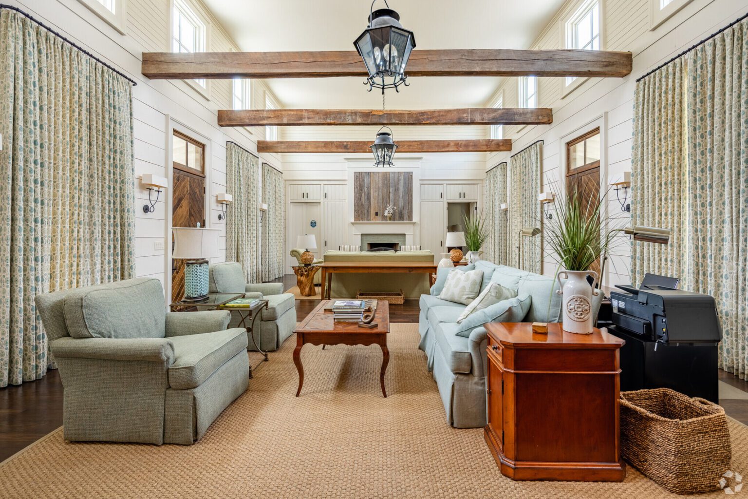 Barbara Mandrell’s Former Fontanel Mansion Is Up for Auction, And The ...