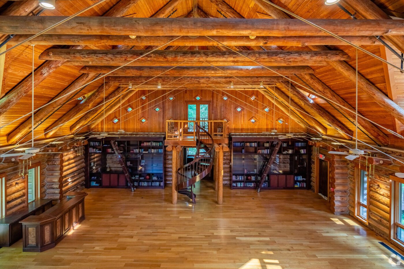 Barbara Mandrell’s Former Fontanel Mansion Is Up for Auction, And The ...
