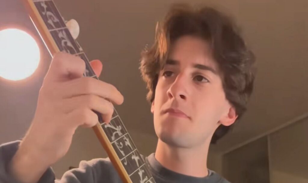 TikTok Musician Goes Viral Shredding A Banjo Cover Of Lynyrd Skynyrd’s ...