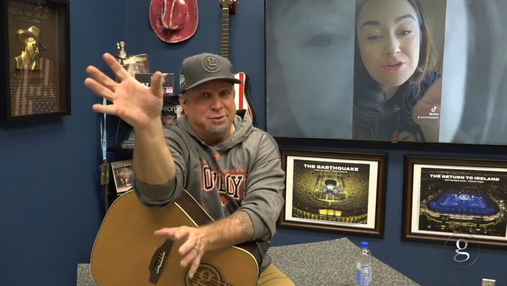 Garth Brooks Says Trisha Yearwood Wants To Buy A House In Ireland: “The ...
