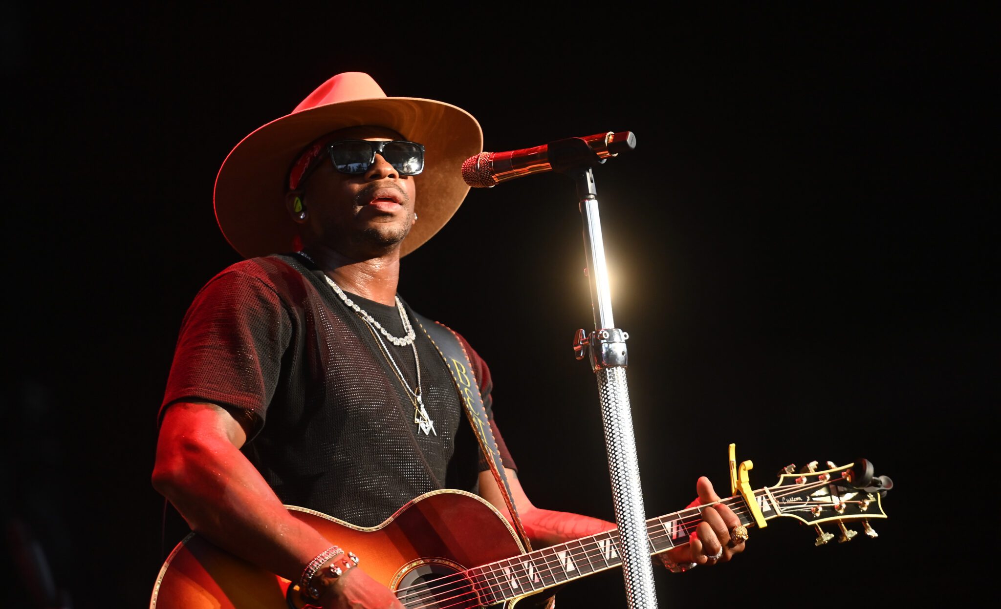 Jimmie Allen Settles Sexual Assault Lawsuit With Former Manager ...
