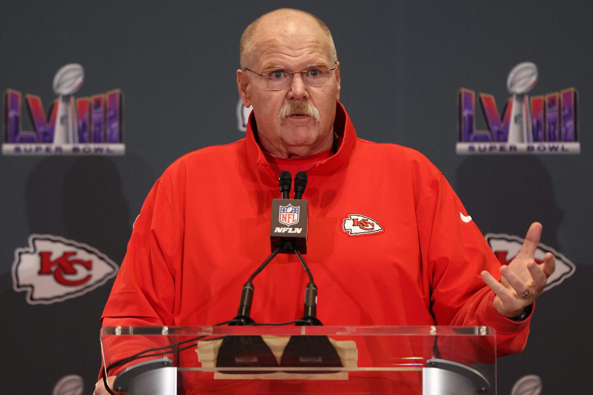 Hamburger Connoisseur Andy Reid Reveals His Top 3 Burger Places In The ...