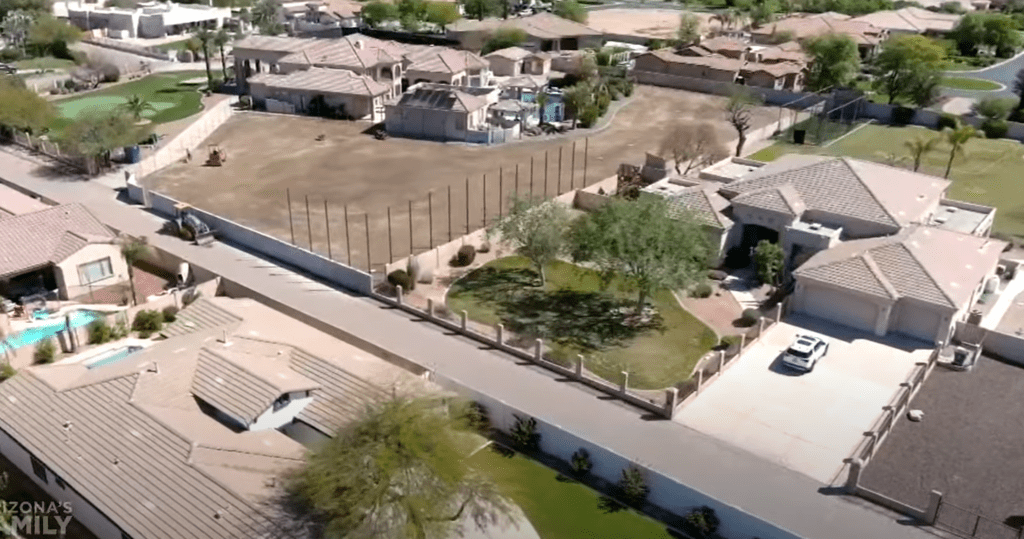 Former MLB Player JJ Hardy Angers Neighbor With Backyard Ballpark ...