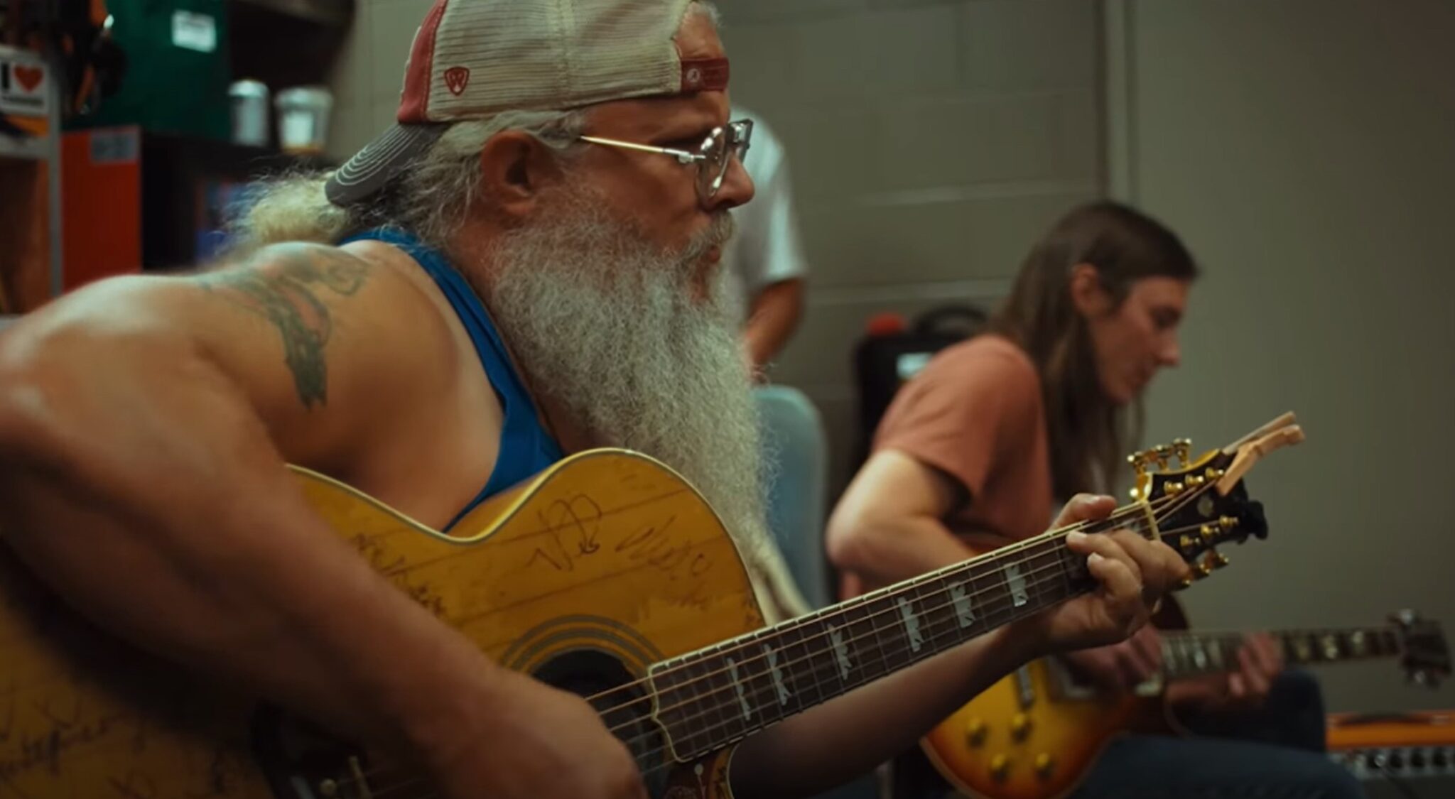 WATCH: Jamey Johnson & Marcus King Lay Down An Unplugged Version Of The ...