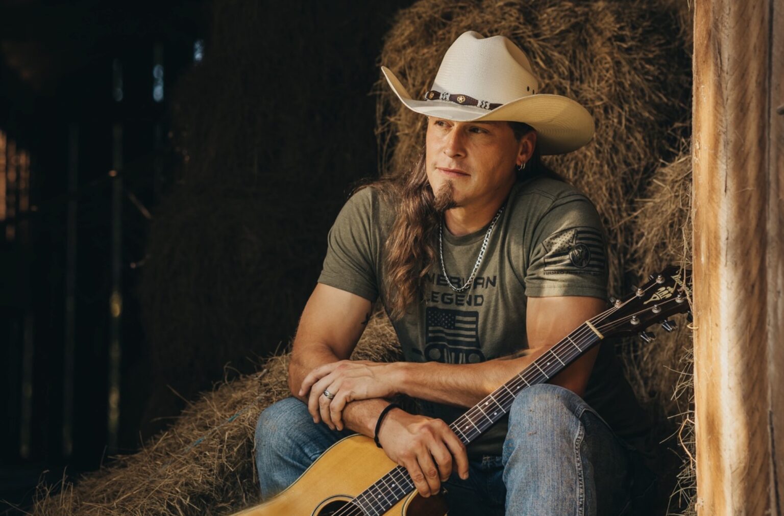 EXCLUSIVE: Country Hitmaker Jason Michael Carroll Is Back With Powerful ...