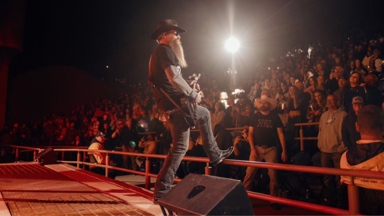 Cody Jinks Recalls Playing A Show In Front Of Zero Crowd: “Not One ...