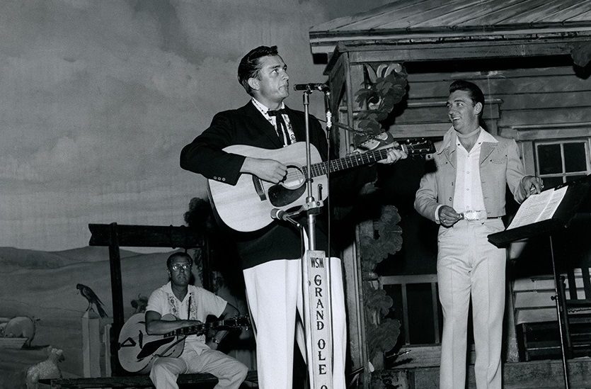 Hear Johnny Cash’s 1956 Grand Ole Opry Debut Performance Of “I Walk The ...