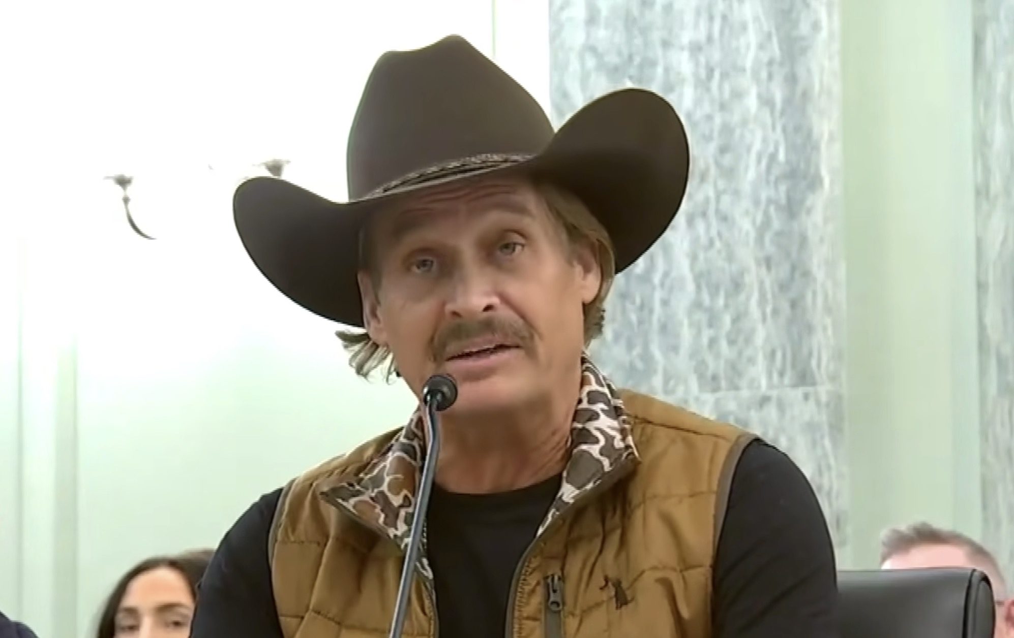 Kid Rock Calls Out Live Nation Exec To His Face During Senate Testimony ...