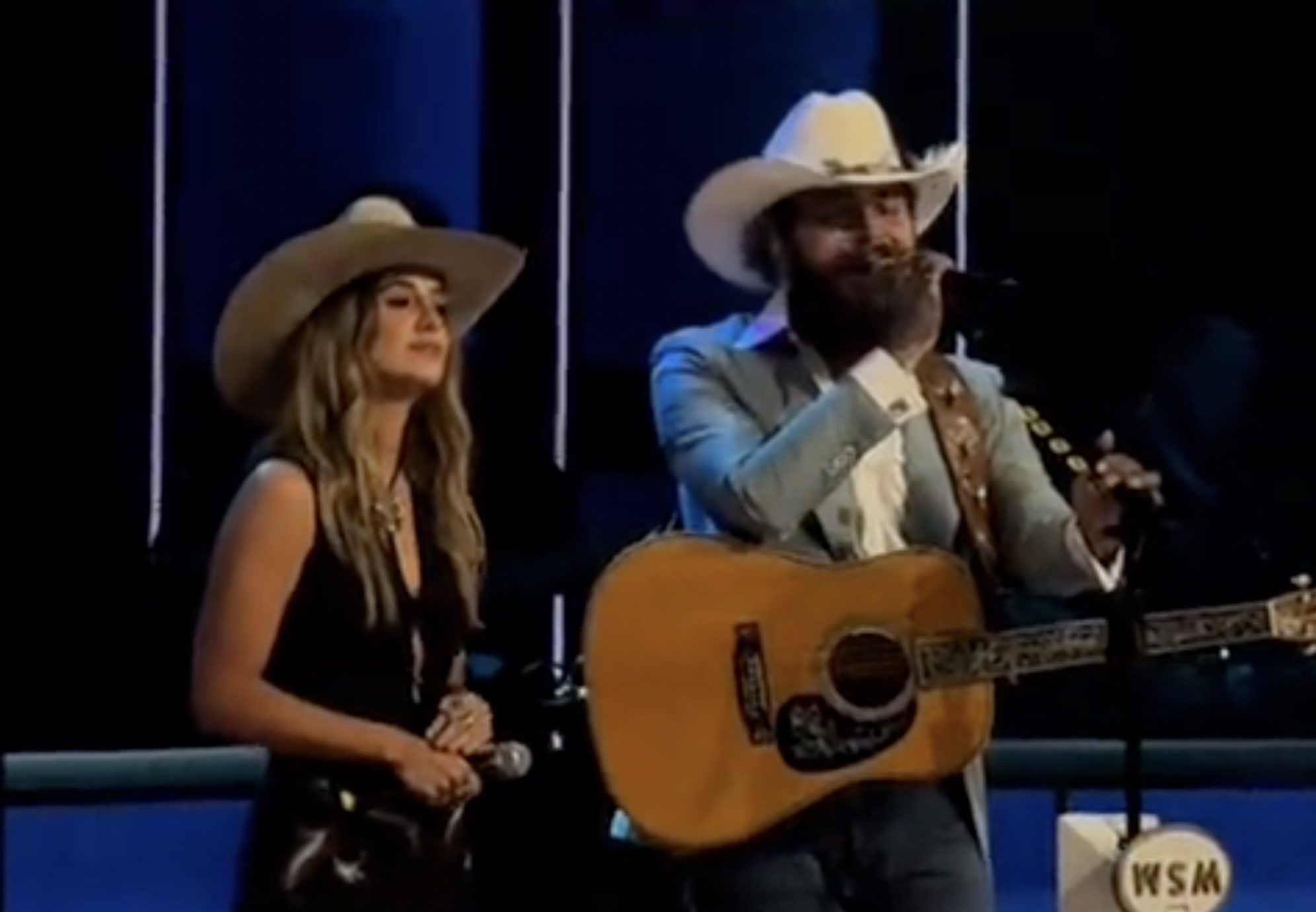 Post Malone & Lainey Wilson Debut Unreleased Duet “Nosedive” At The ...