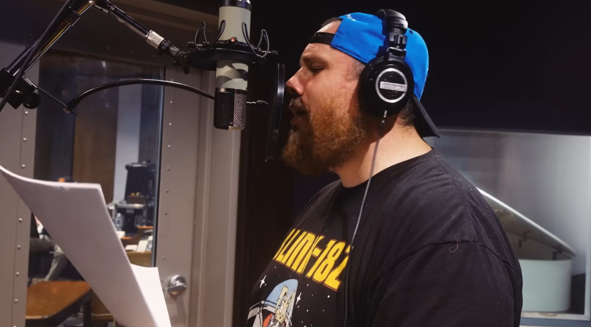 Luke Combs Releases Tear Jerker About A Groom & The Bride’s Father On ...