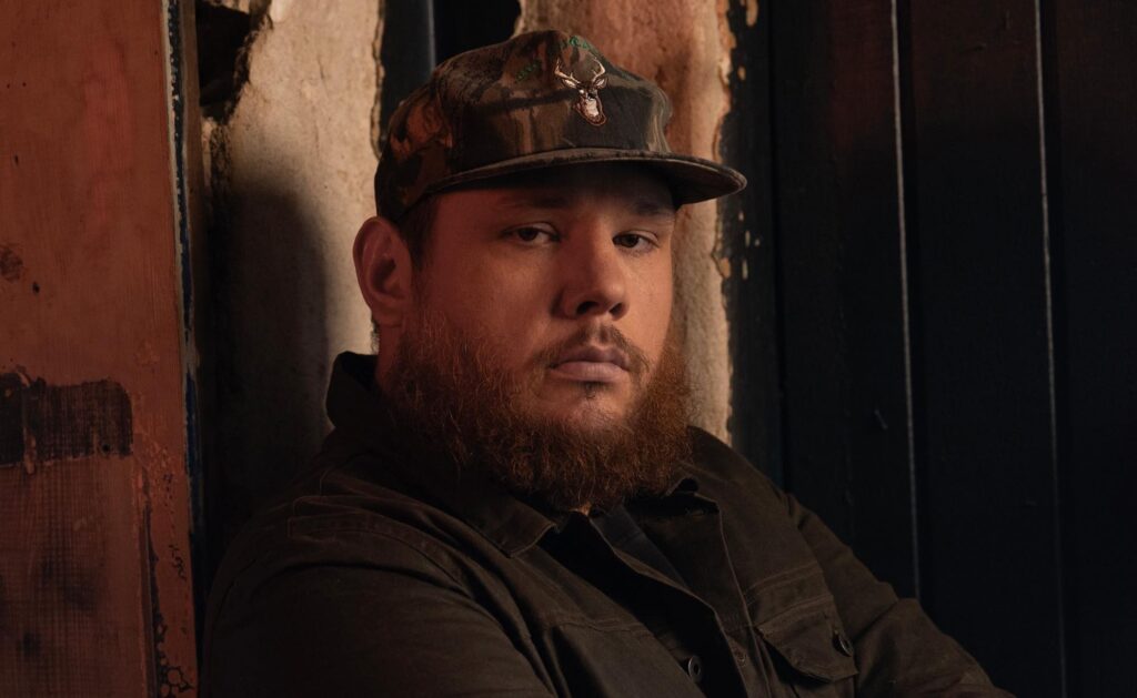 Luke Combs Previews New Album ‘The Way I Am’ With Emotional Fan ...