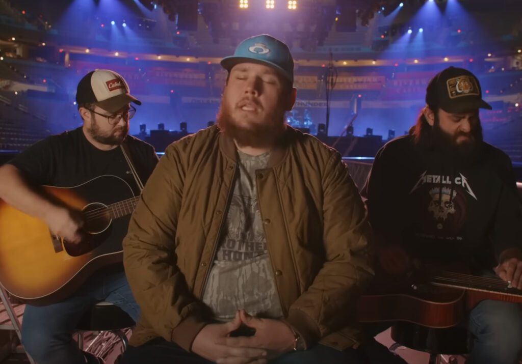 Luke Combs Drops Beautiful Full Acoustic Video Of “Love You Anyway ...