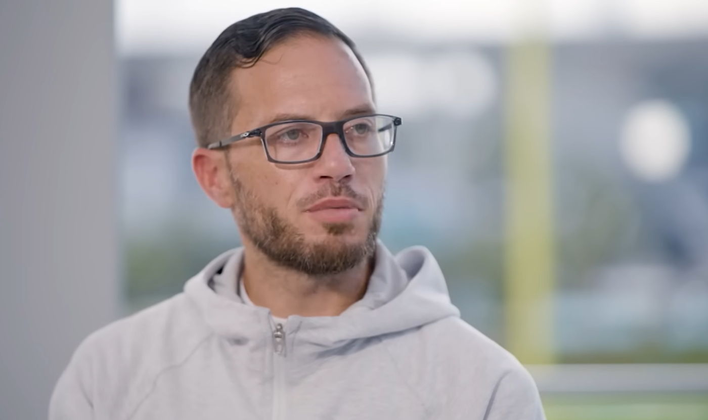 Dolphins Head Coach Mike McDaniel Details Struggle With Alcoholism ...