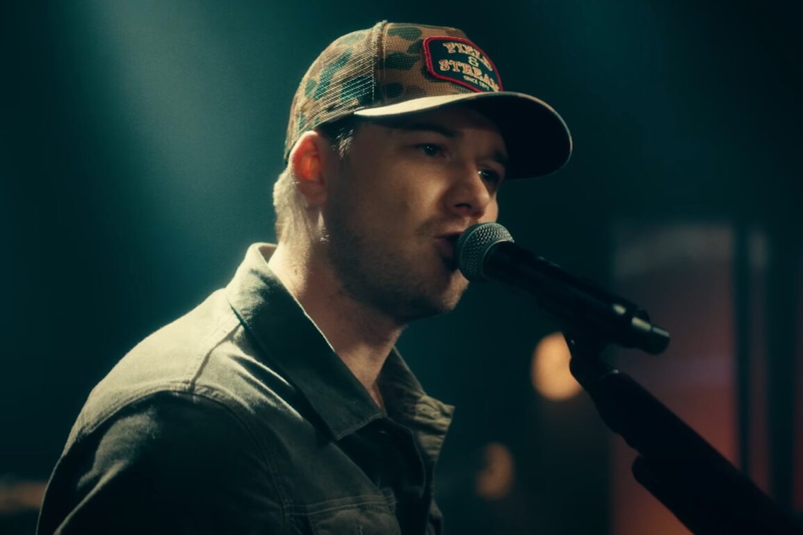 Morgan Wallen Fans Outraged After Bad Bunny Is Announced As This Years 1101