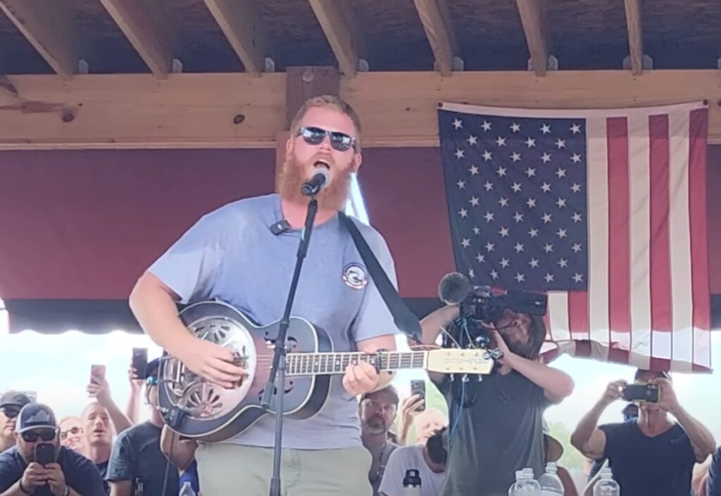 Oliver Anthony Defends Lyrics About Welfare And “Fudge Rounds” In Viral ...