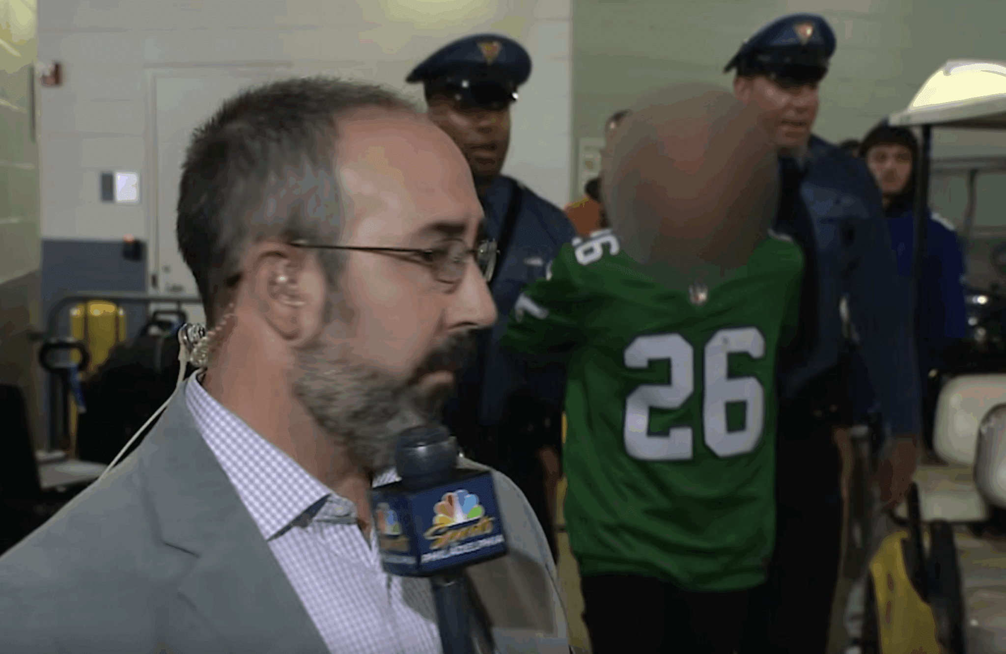Philadelphia Eagles Fan In The Middle Of Getting Arrested Hilariously ...