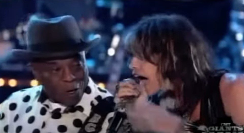 Throwback To Steven Tyler Performing “All My Rowdy Friends Are Coming ...