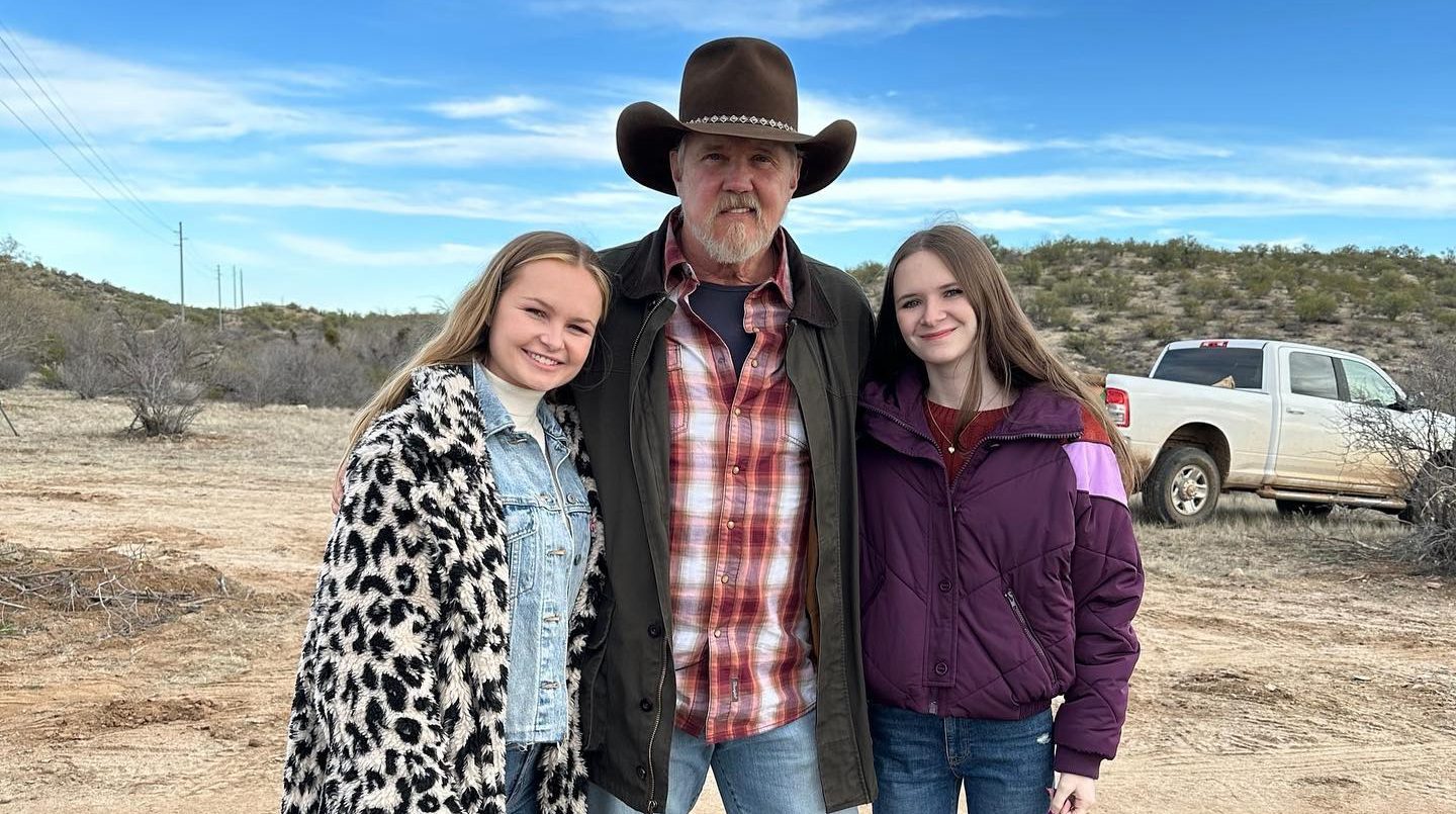 “They’d Never Find You”: Trace Adkins Recalls the Hilarious Way He ...