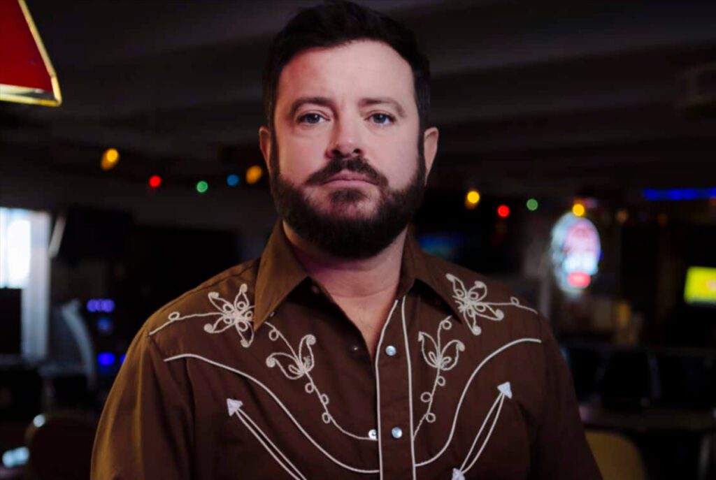 Wade Bowen Reflects On Life And His Journey Thus Far With Beautiful New ...