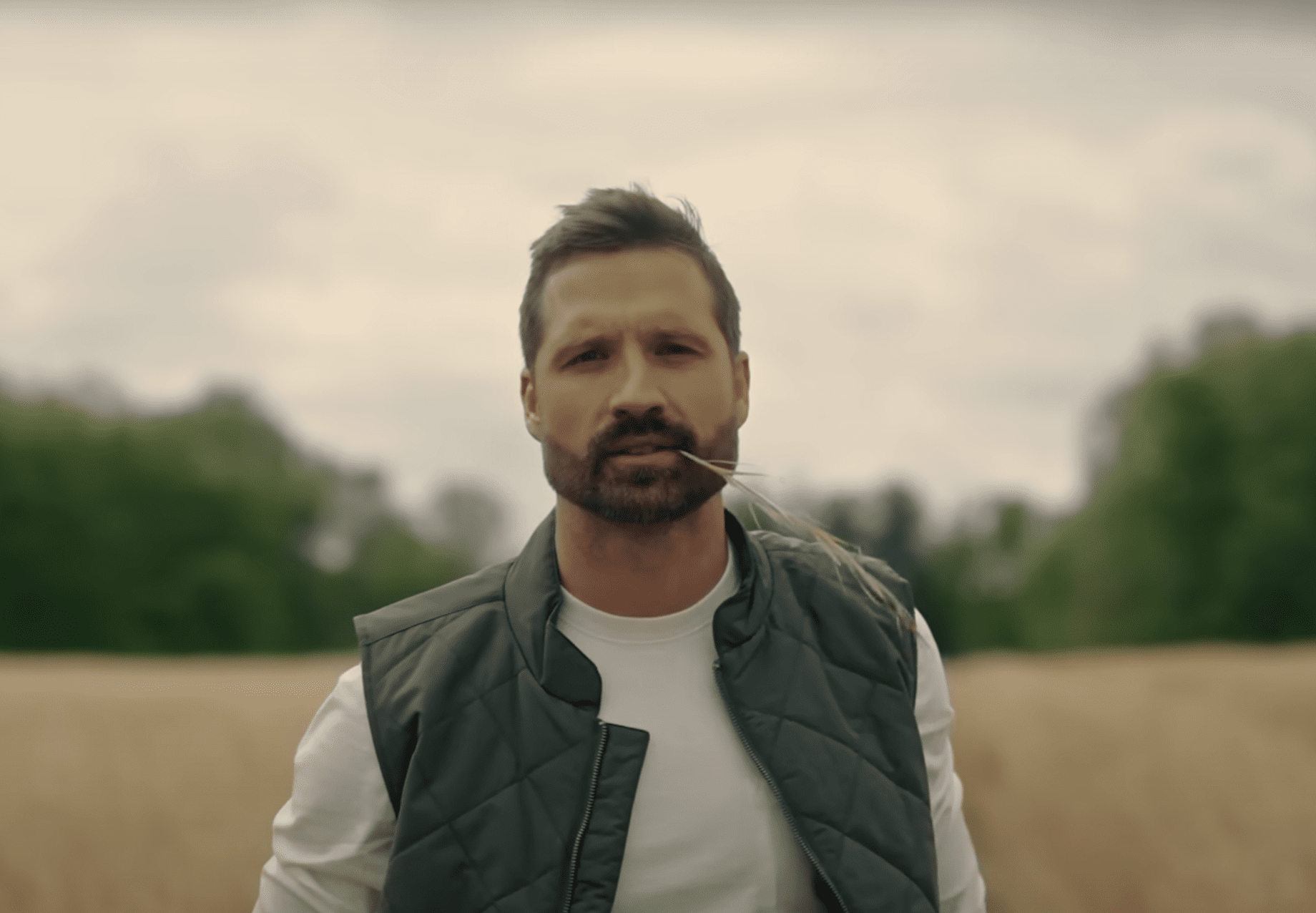 Walker Hayes Says He Doesn’t Consider Himself A Country Artist: “I’m ...