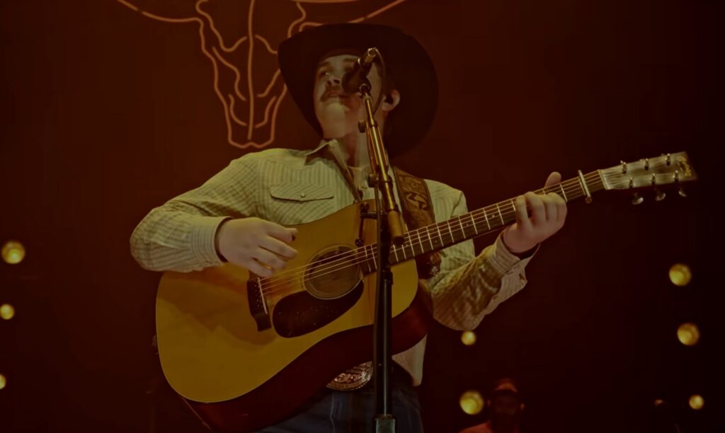 Zach Top Delivers Stunning Acoustic Rendition Of “Amarillo By Morning ...