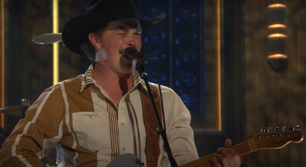 Zach Top Brings Classic Country Stylings To Late Night TV Debut With “I ...