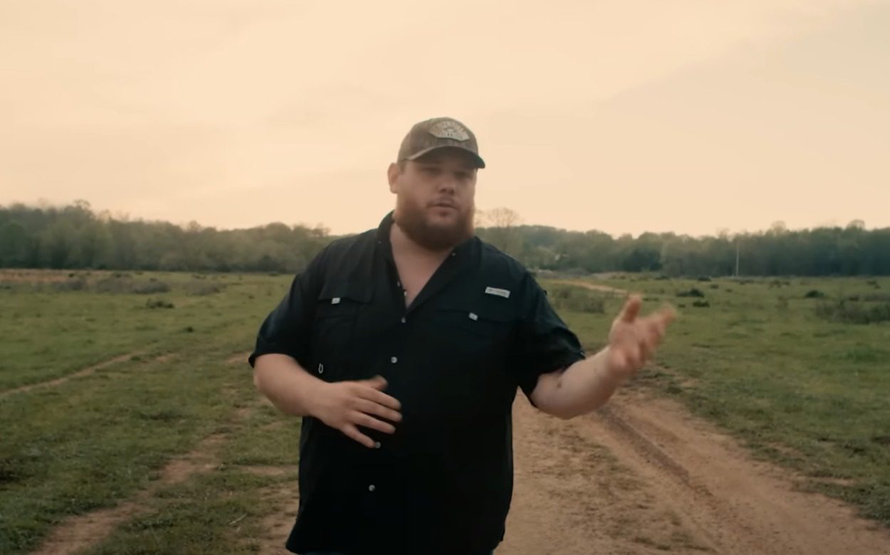 Luke Combs Takes Fans Behind The Scenes Of Making “Ain’t No Love In ...