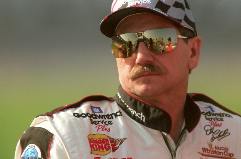 Dale Earnhardt Barely Blinked When He Got His Fingers Drilled Into By ...