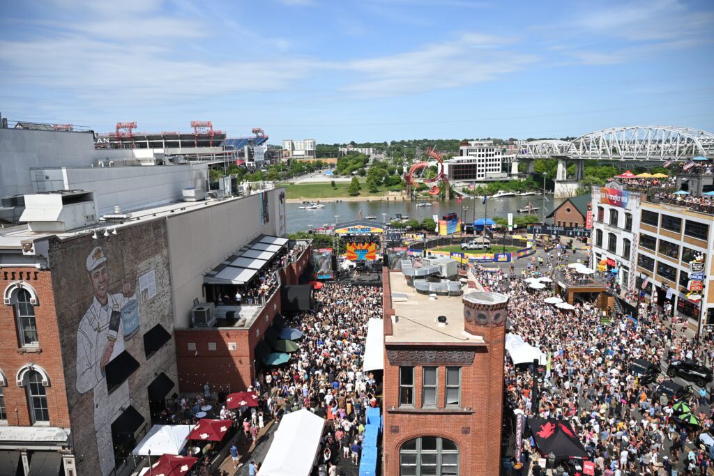Visitor’s Guide To CMA Fest: Tips, Tricks And Things To Remember To ...