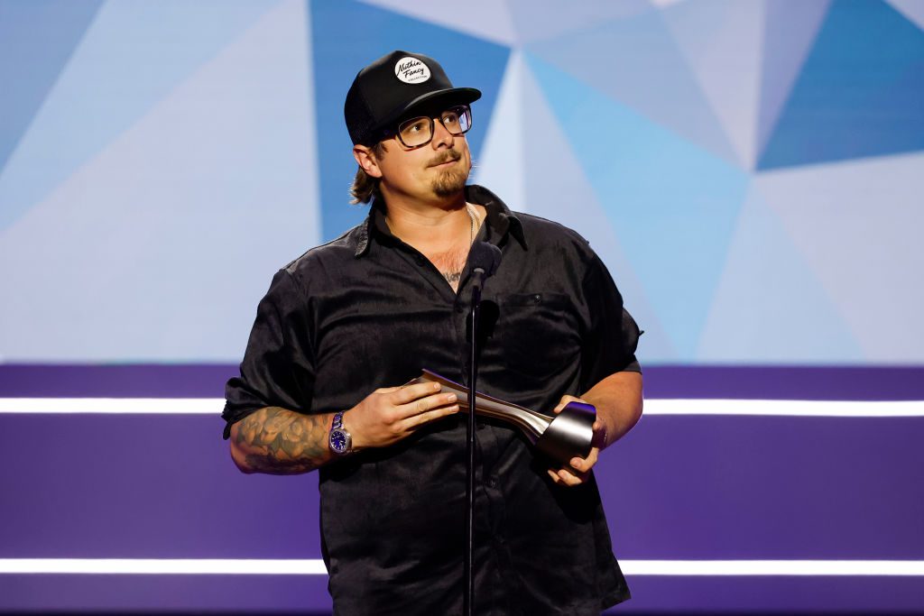 HARDY Dedicates ACM Honors Trophy To Guy Who Wrote “Quit” On A Napkin ...
