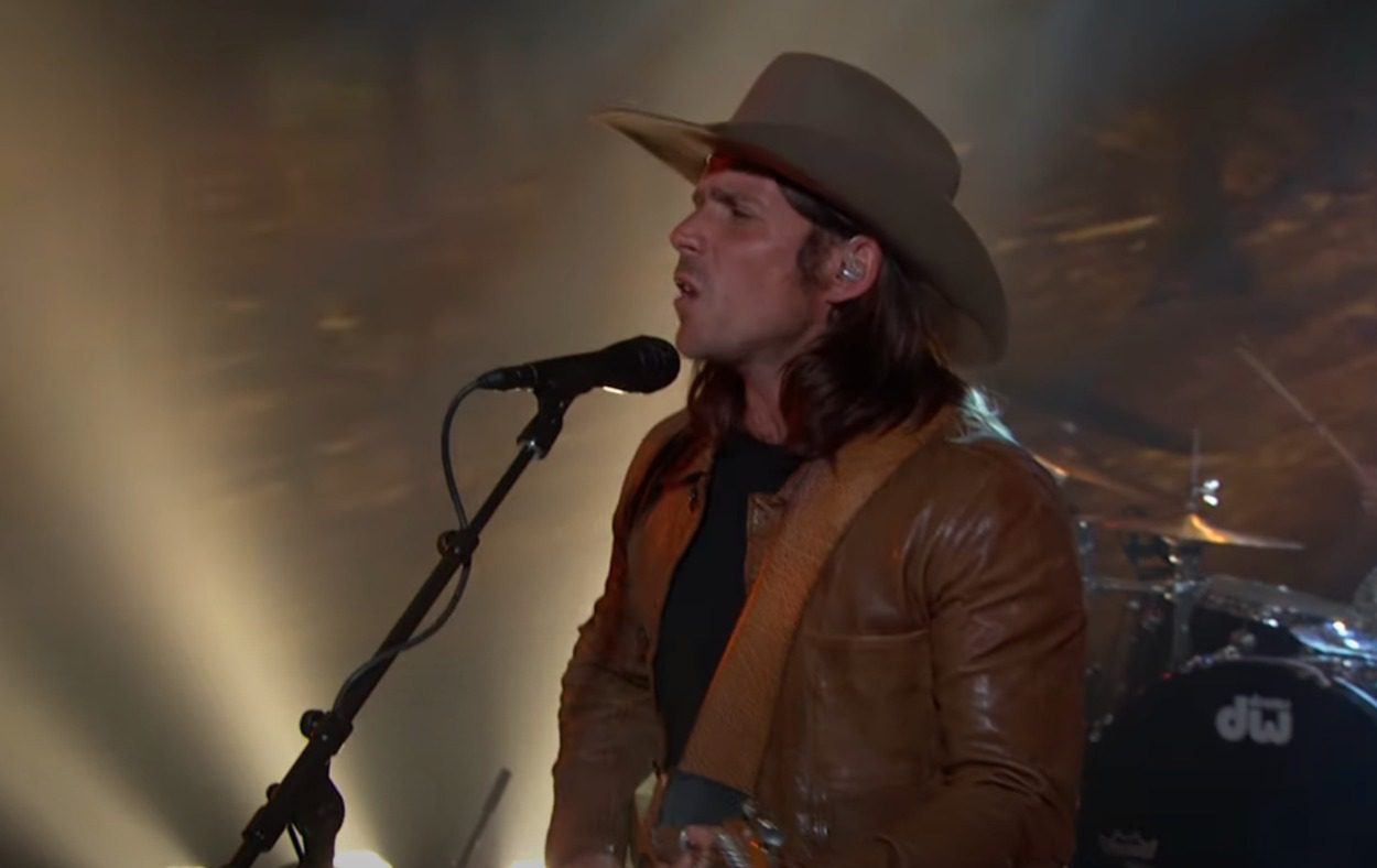 Lukas Nelson & POTR Take Late Night TV To Perform “Sticks and Stones ...